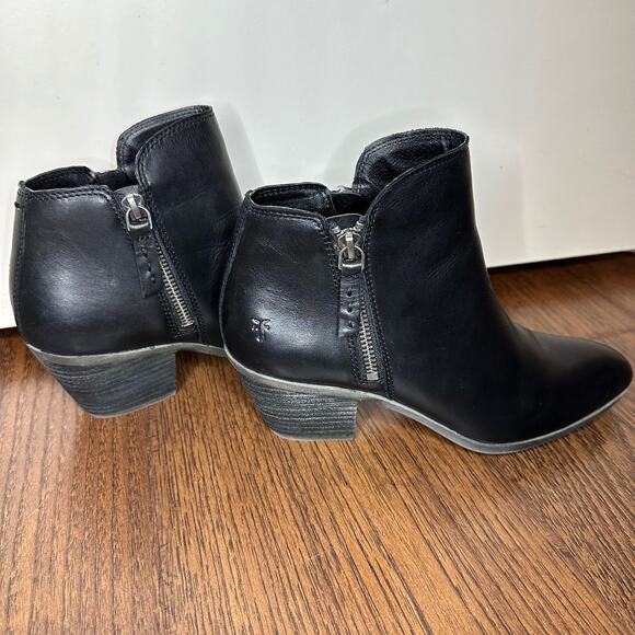 Frye | Shoes | Frye Judith Zip Black Leather Pointed Toe Ankle Booties ...